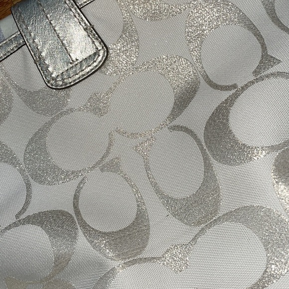 Coach | Bags | New Coach Soho Signature Metallic Carryall Purse Bag ...